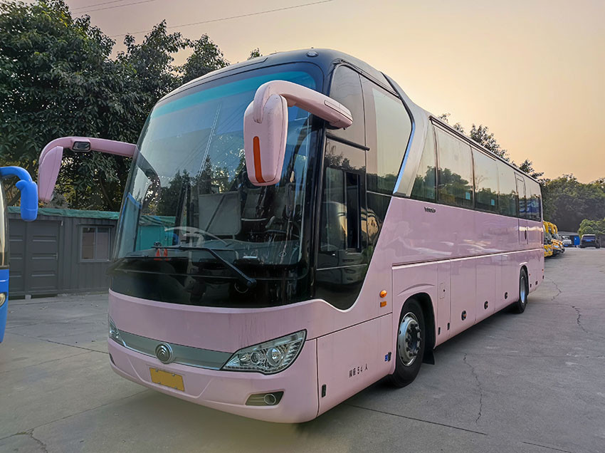 Luxury Pink Used Buses Euro 5 LHD Used Diesel Shuttle Bus For Sale
